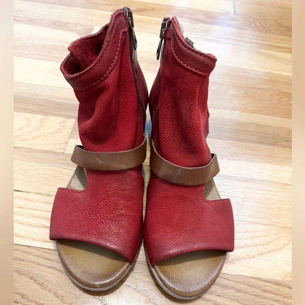 Miz Mooz | Shoes | Miz Mooz Carter Mini Heel In Cherry | Poshmark